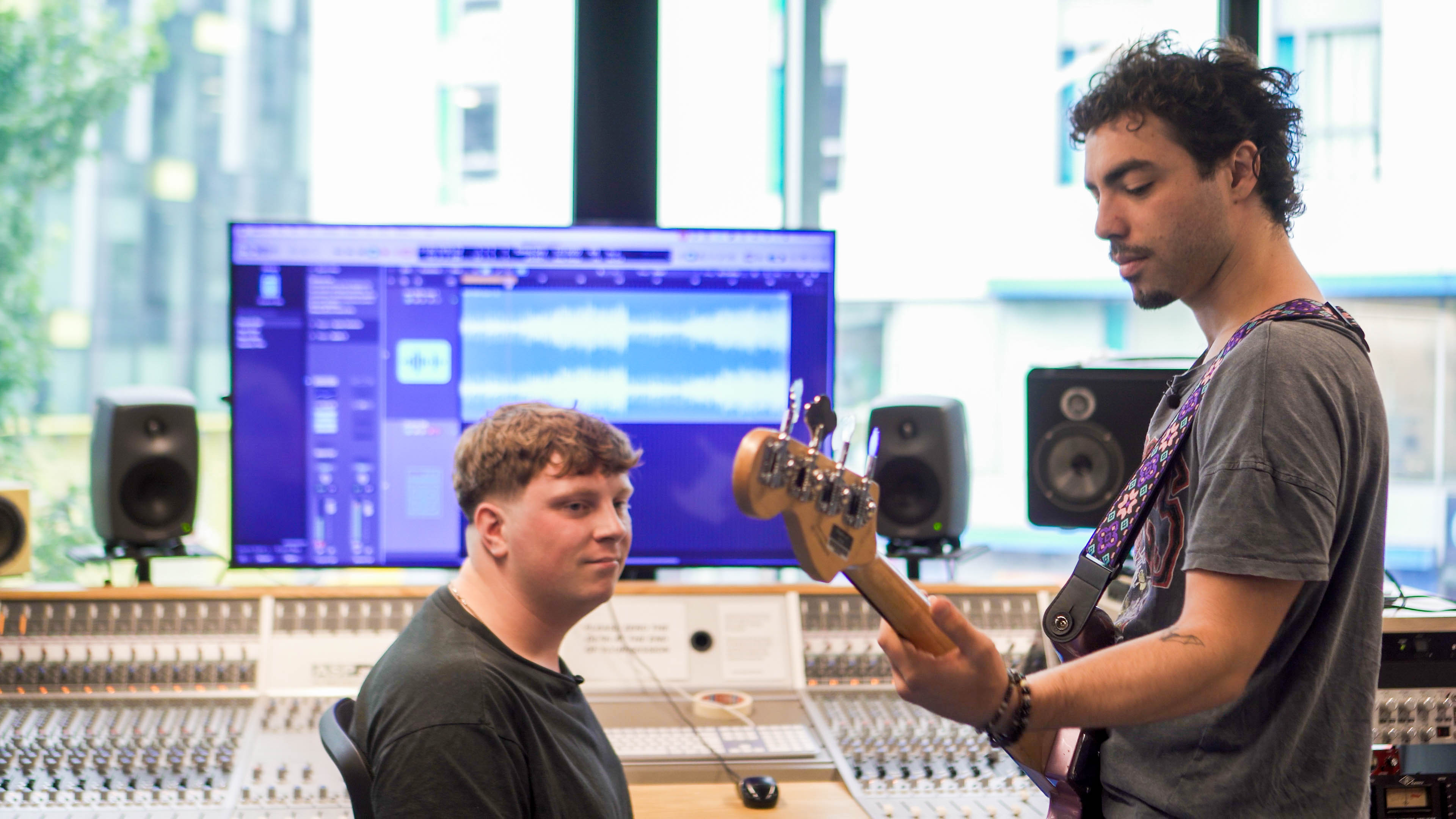 Clearing 2025: Apply Now to LCCM Music Degrees in London